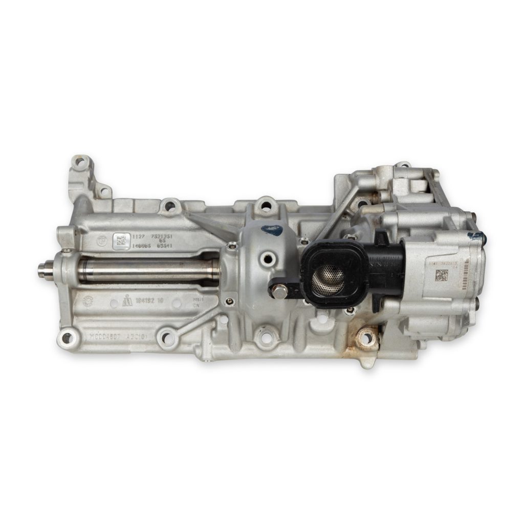 Complete Oil Pump with Balancing Shaft for BMW F30, F20, F25 and F15 ...